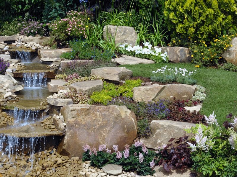 How to Incorporate Water Features into Your Hardscaping Design ...
