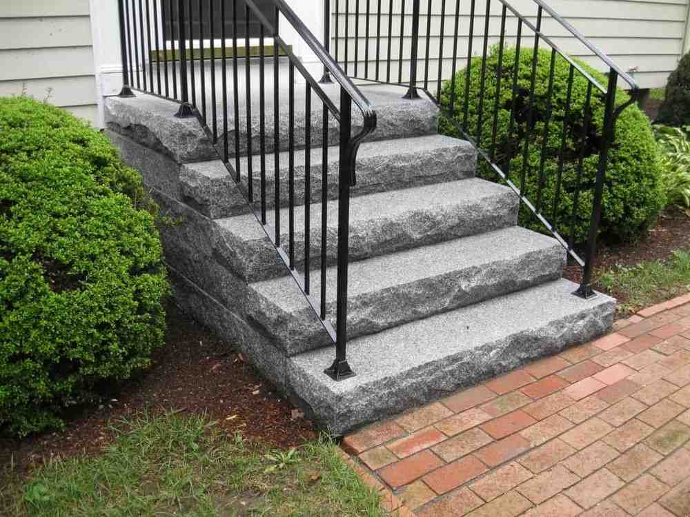 Sidewalk Ideas: 10 Best Inspirations for a Stunning Home